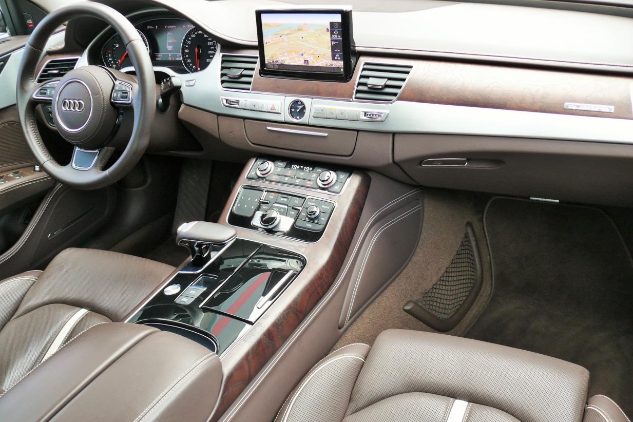 Audi A8 Design Selection