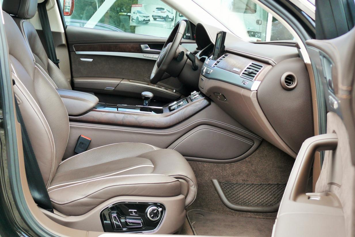 Audi A8 Design Selection