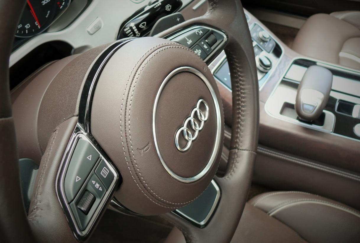 Audi A8 Design Selection